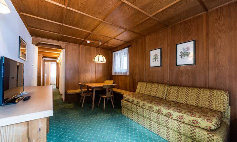 Residence a Selva Val Gardena - Residence Antares